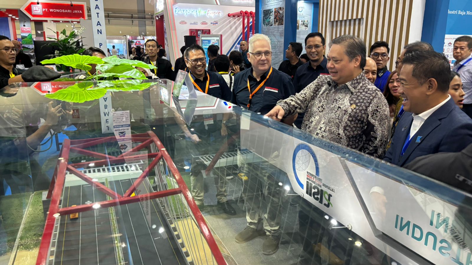 ISSEI 2025 Memperkuat Posisi Indonesia dalam Rantai Pasok Industri Baja ...